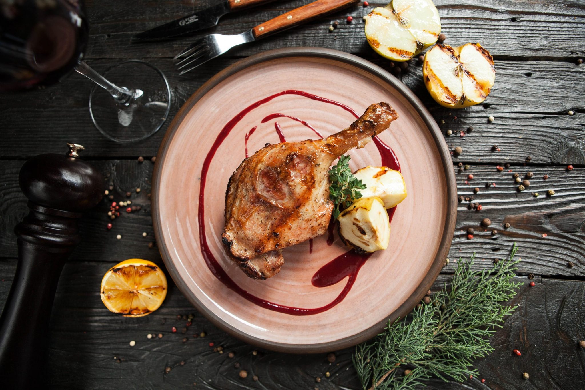 Hudson Table | STAMFORD CLASS & EVENT SCHEDULE