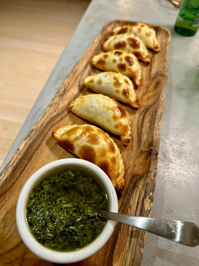 Hudson Table | STAMFORD CLASS & EVENT SCHEDULE